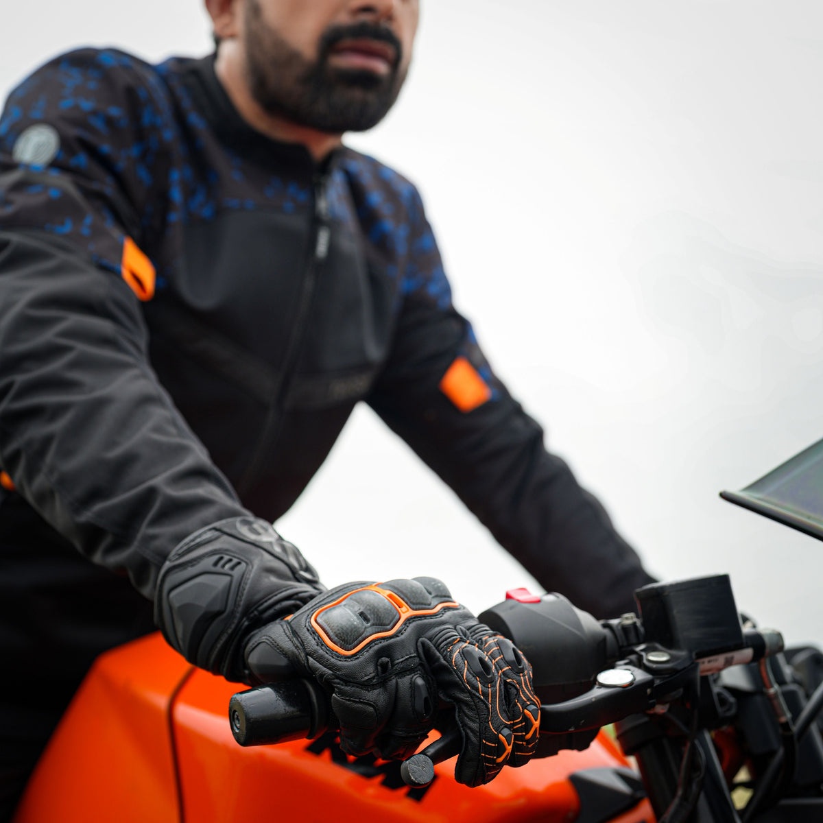 Best Motorcycle Riding Gloves for City, Highway & Off-Road Terrain