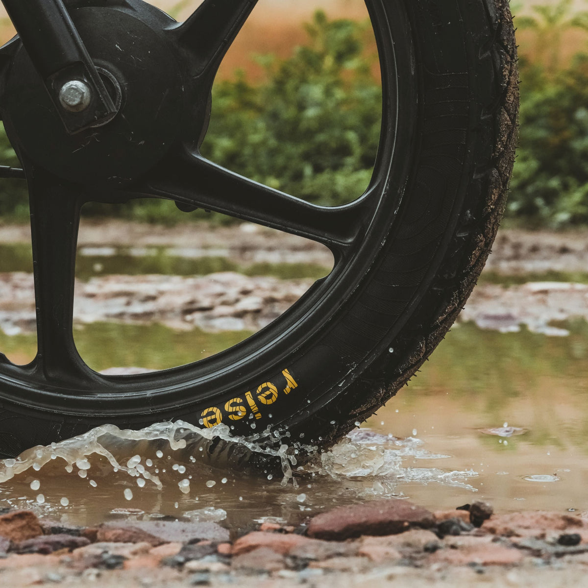 Understanding Tyre Sidewall Damage: What Causes It and How to Avoid It